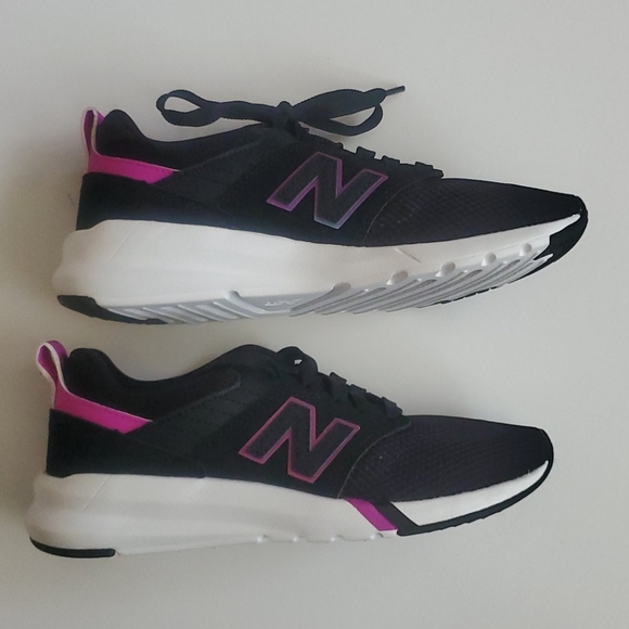 New Balance | Shoes | New Balance 09 Womens Sneakers | Poshmark